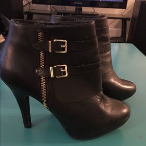 me too | Shoes | Me Too Leather Shoe Boots | Poshmark